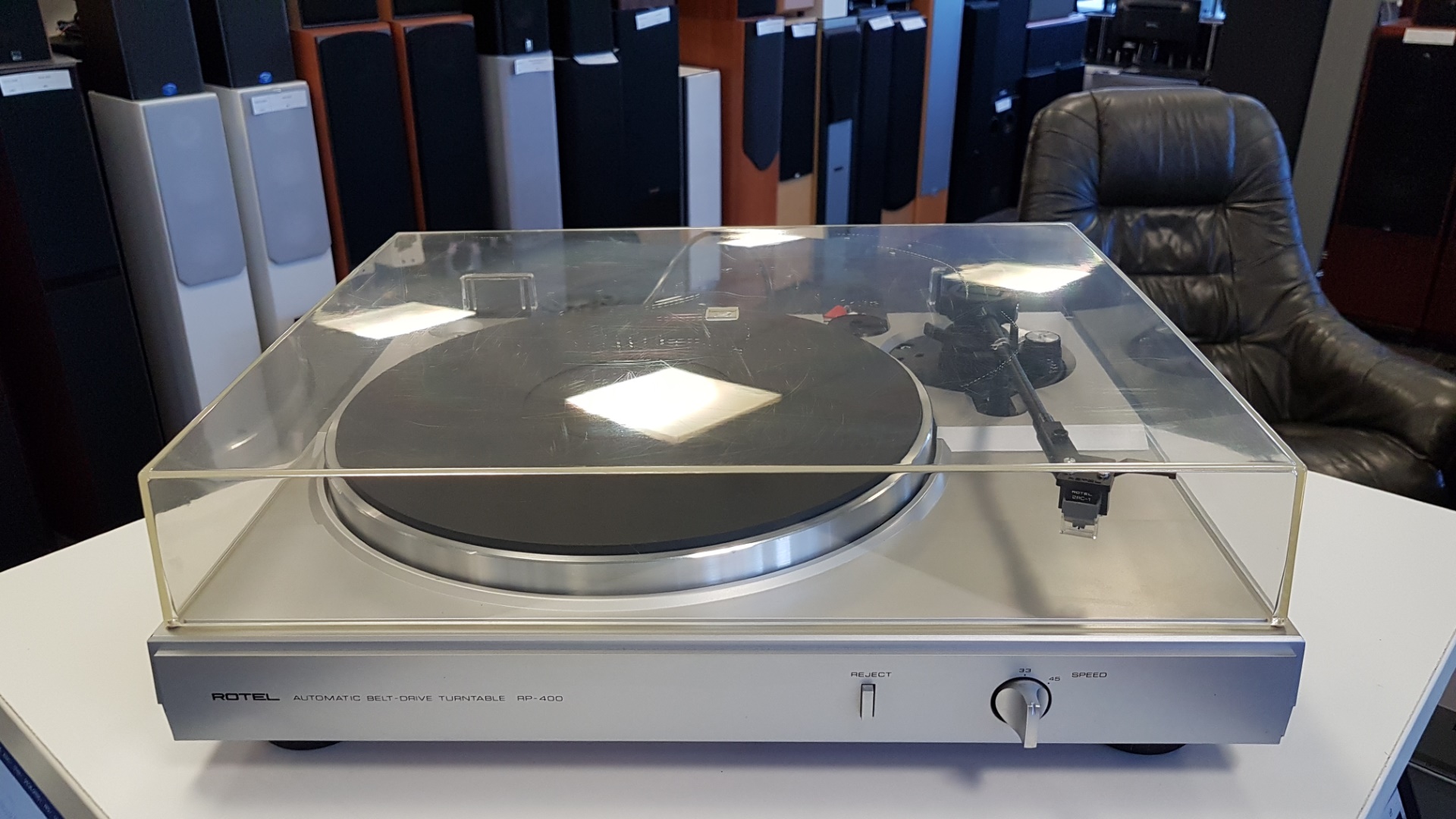 Vinüülplaadimängija Rotel RP-400 - Elektroonika24