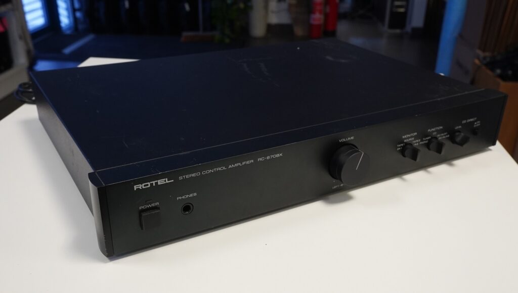 Rotel võimendi RB-870BX ja eelvõimendi RC-870BX - Elektroonika24