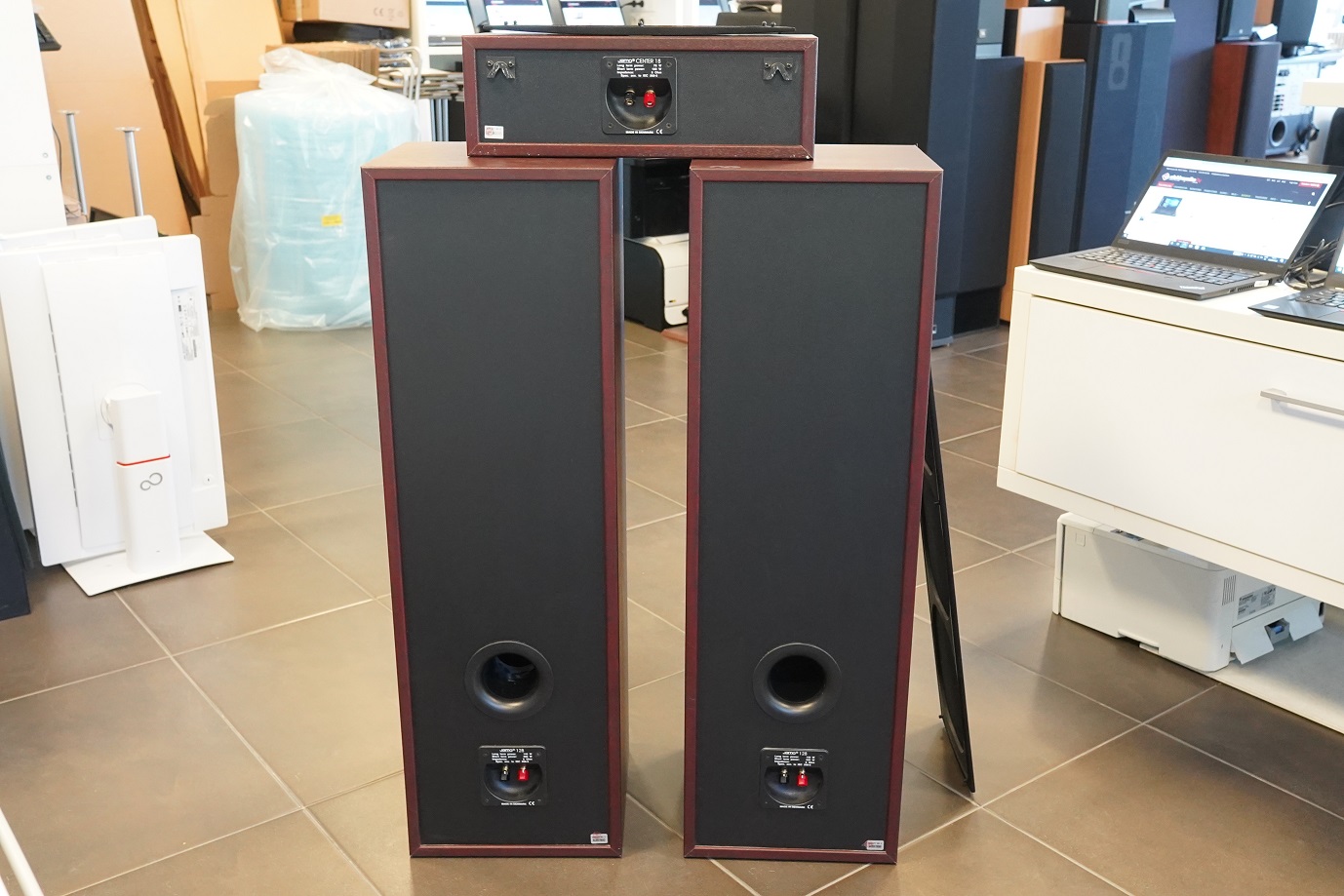 Jamo 128 põrandakõlarid - Elektroonika24